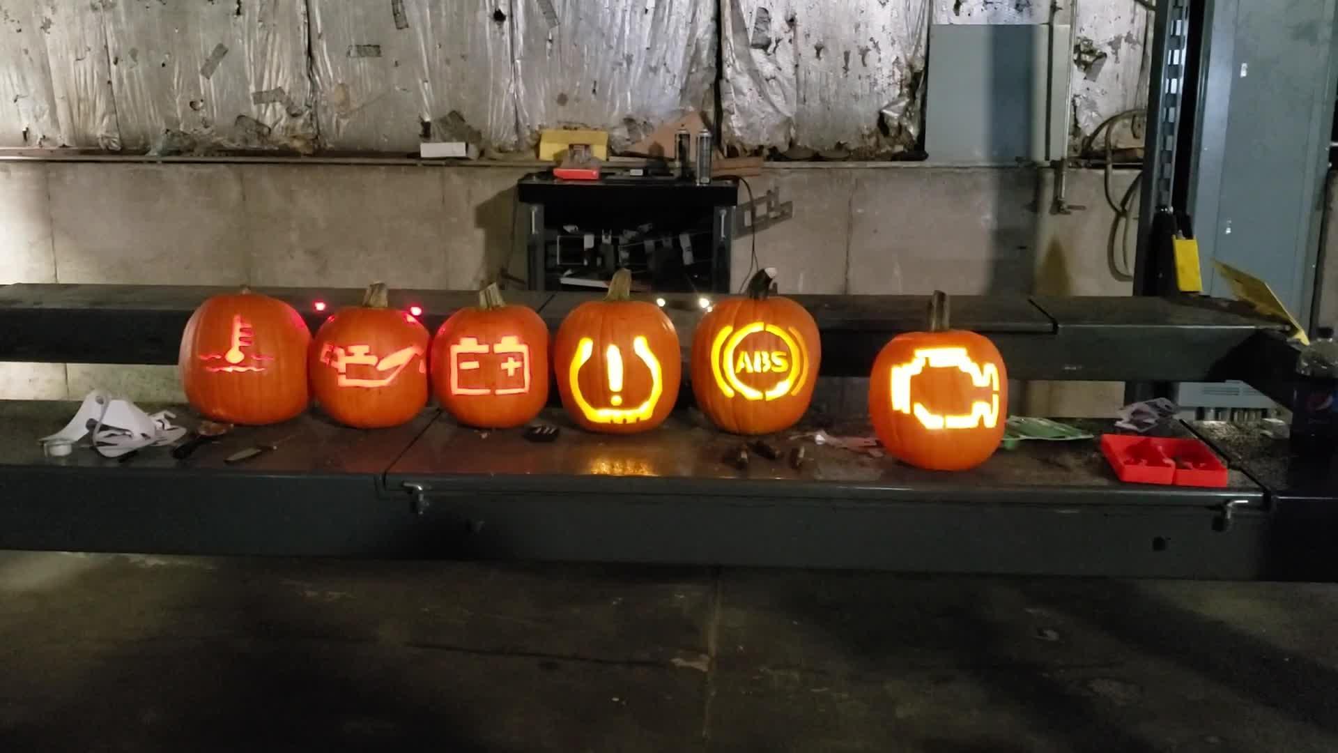 Man Carves Vehicle Warning Lights On Pumpkins - Poke My Heart